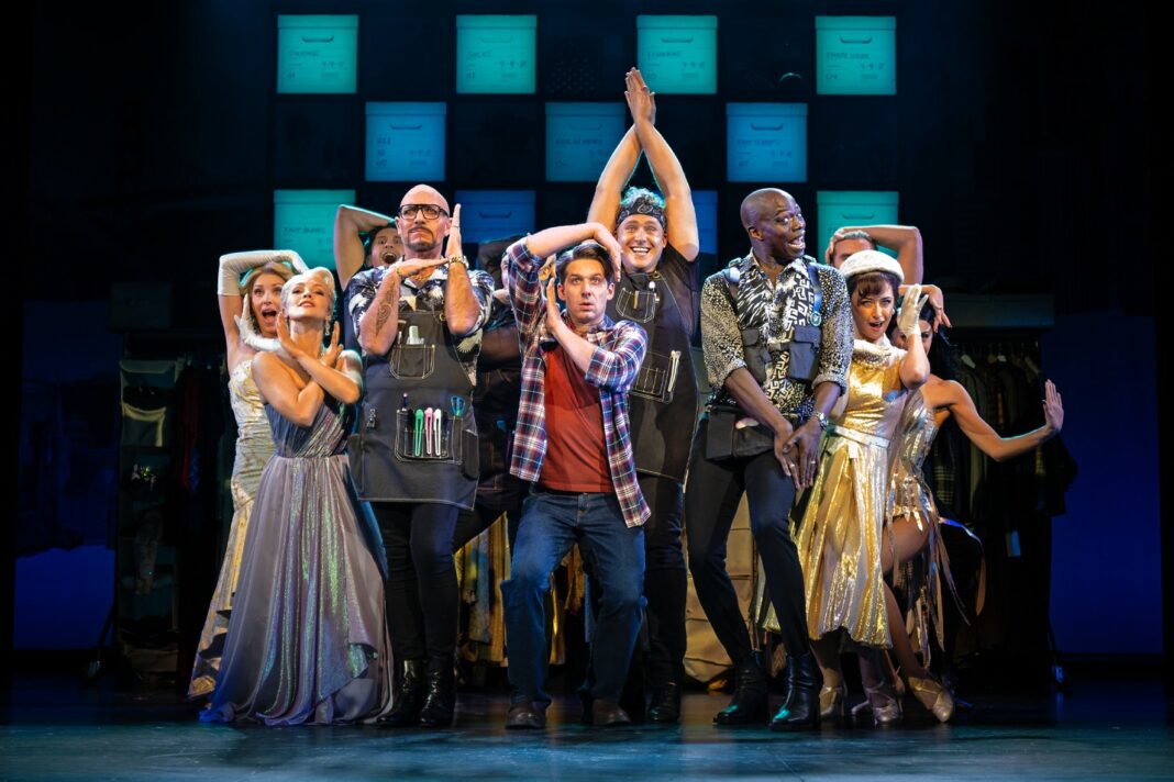 Mrs. Doubtfire a Düsseldorf: la gioia corale di Nicolas Tenerani ...